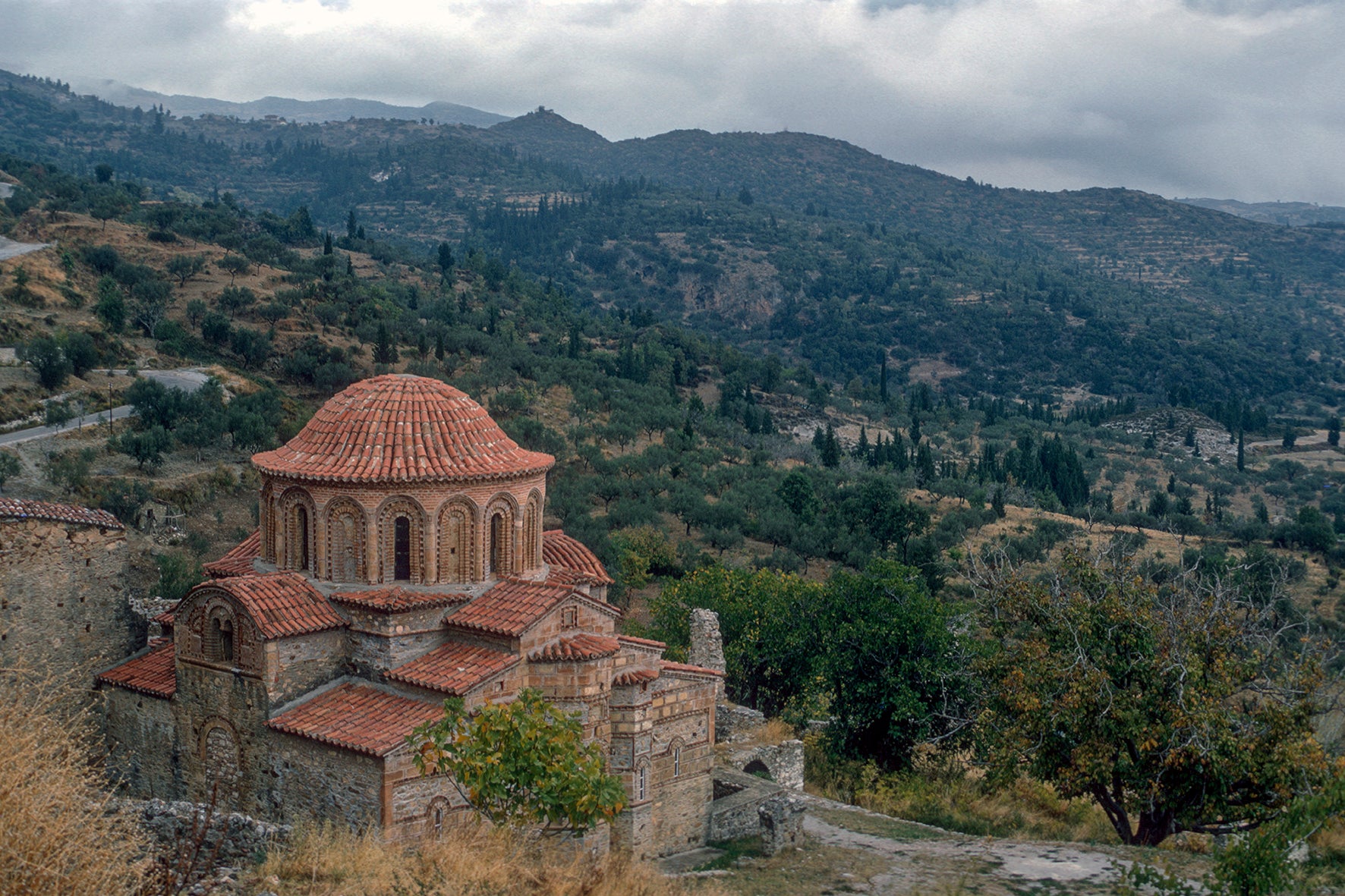 Οι Άγιοι Θεόδωροι στον Μυστρά – Effie Photo Collection